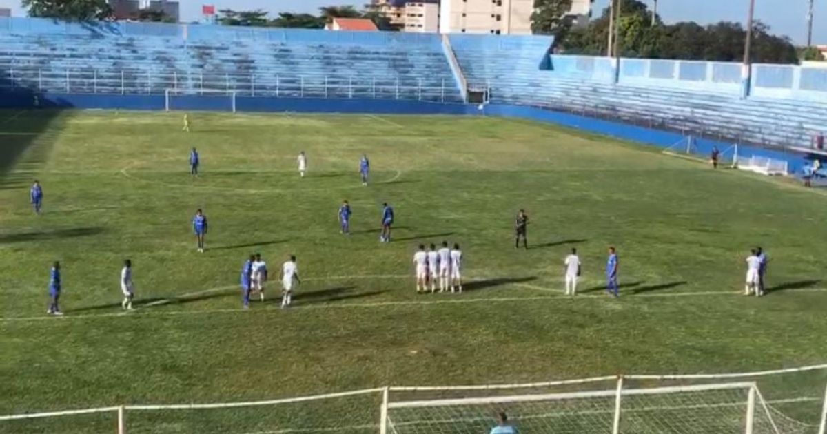 Goyta vence o Ceres e assume a liderança da Série B2 do Carioca - NF ...